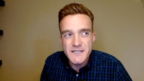 6 Webinar Desk Setup Mistakes to Avoid